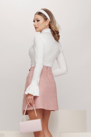 Fusta din stofa chanel premium roz pudra scurta cu un croi drept si ...