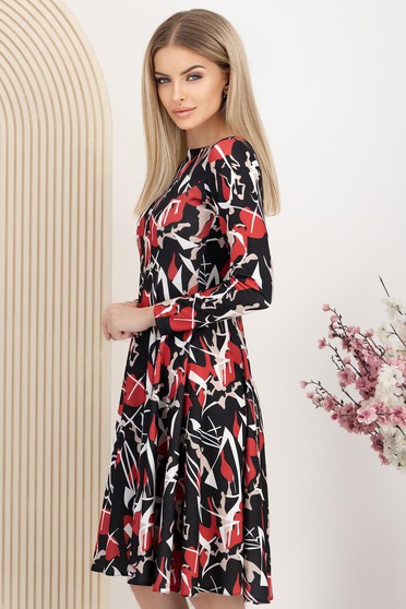 Rochie din lycra neagra midi in clos cu maneci trei-sferturi ...